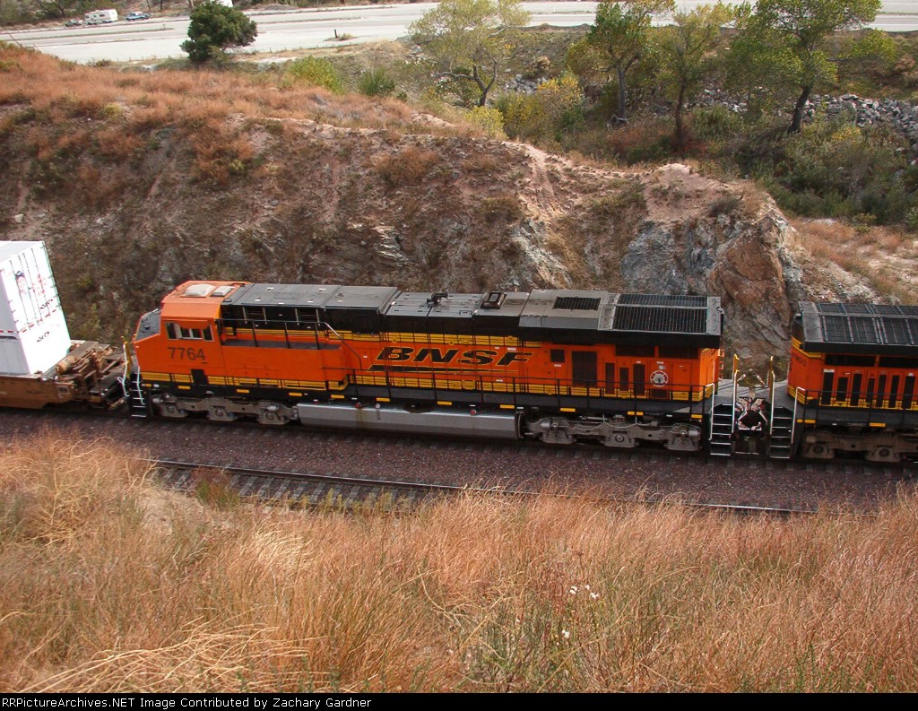 BNSF 7764